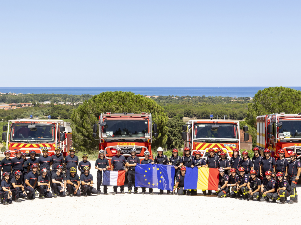 European Commission: "👨‍🚒👩‍🚒 European firefighters are ready to tackle ...